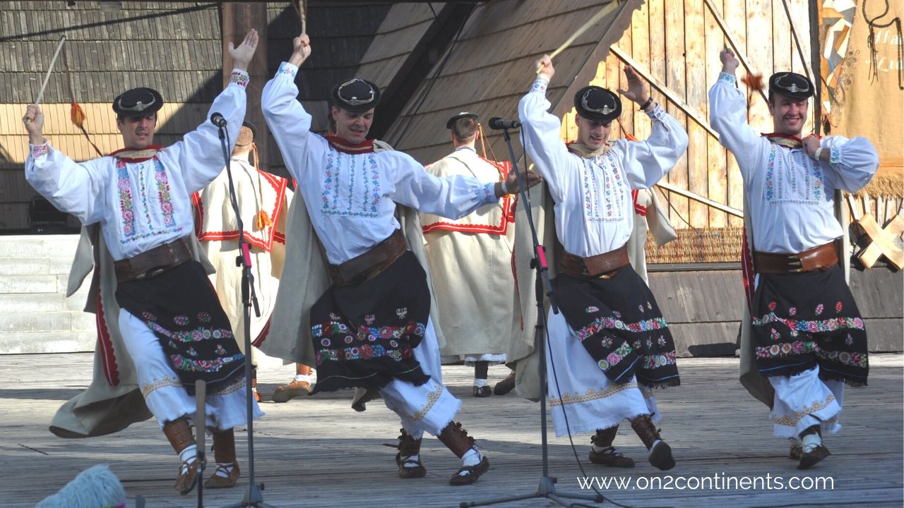 SLOVAK FOLKLORE IN PICTURES - ON 2 CONTINENTS