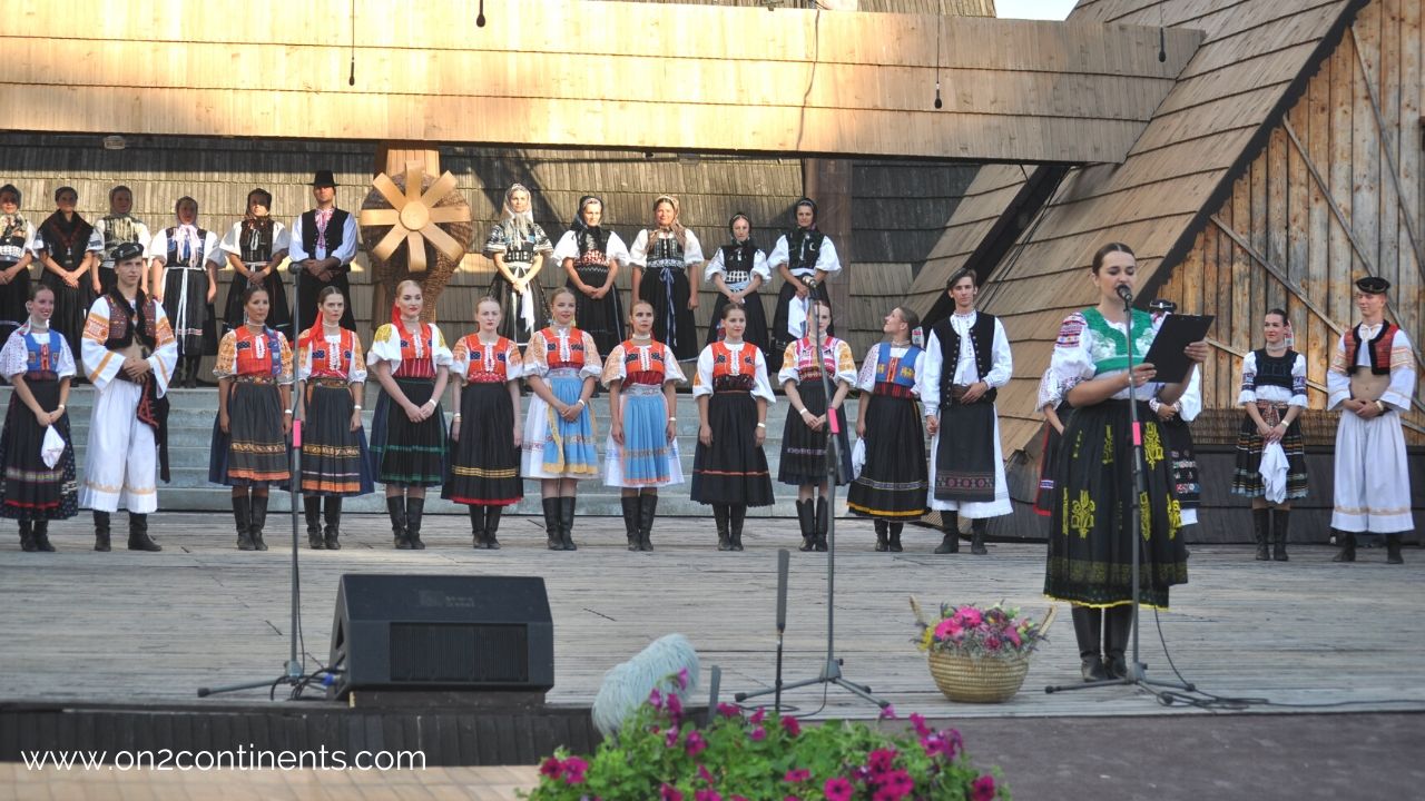 SLOVAK FOLKLORE IN PICTURES - ON 2 CONTINENTS