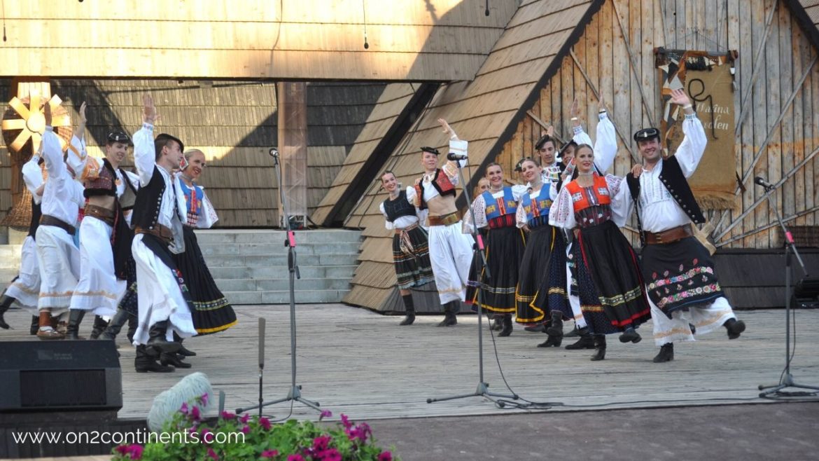 SLOVAK FOLKLORE IN PICTURES - ON 2 CONTINENTS