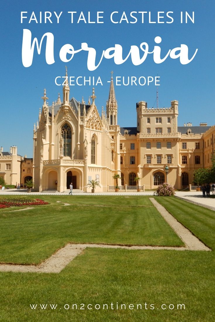 CZECHIA: FAIRY TALE MORAVIAN CASTLES
