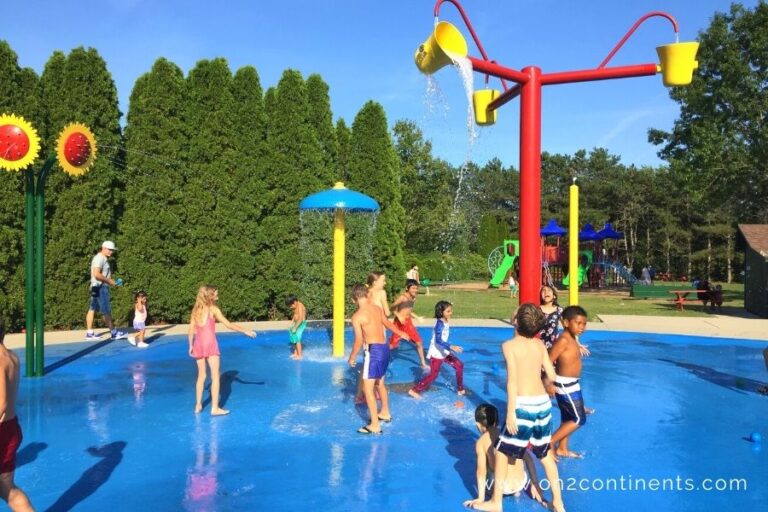 DAY TRIP TO GREENVIEW AVIARIES PARK & ZOO