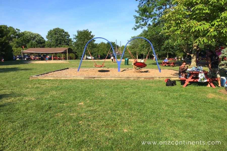 DAY TRIP TO GREENVIEW AVIARIES PARK & ZOO